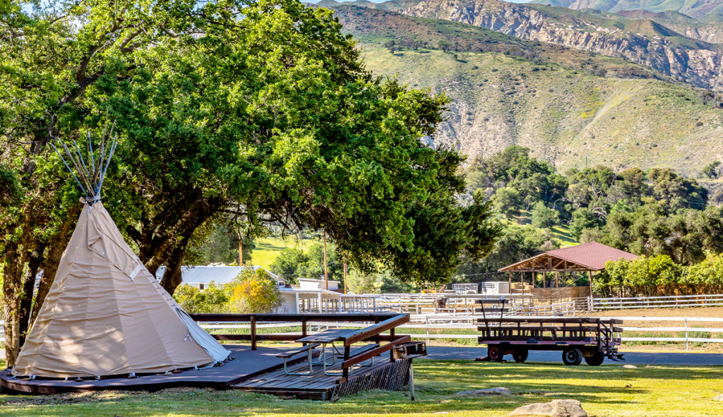 Rancho Oso • Santa Barbara, CA | Petite Retreater