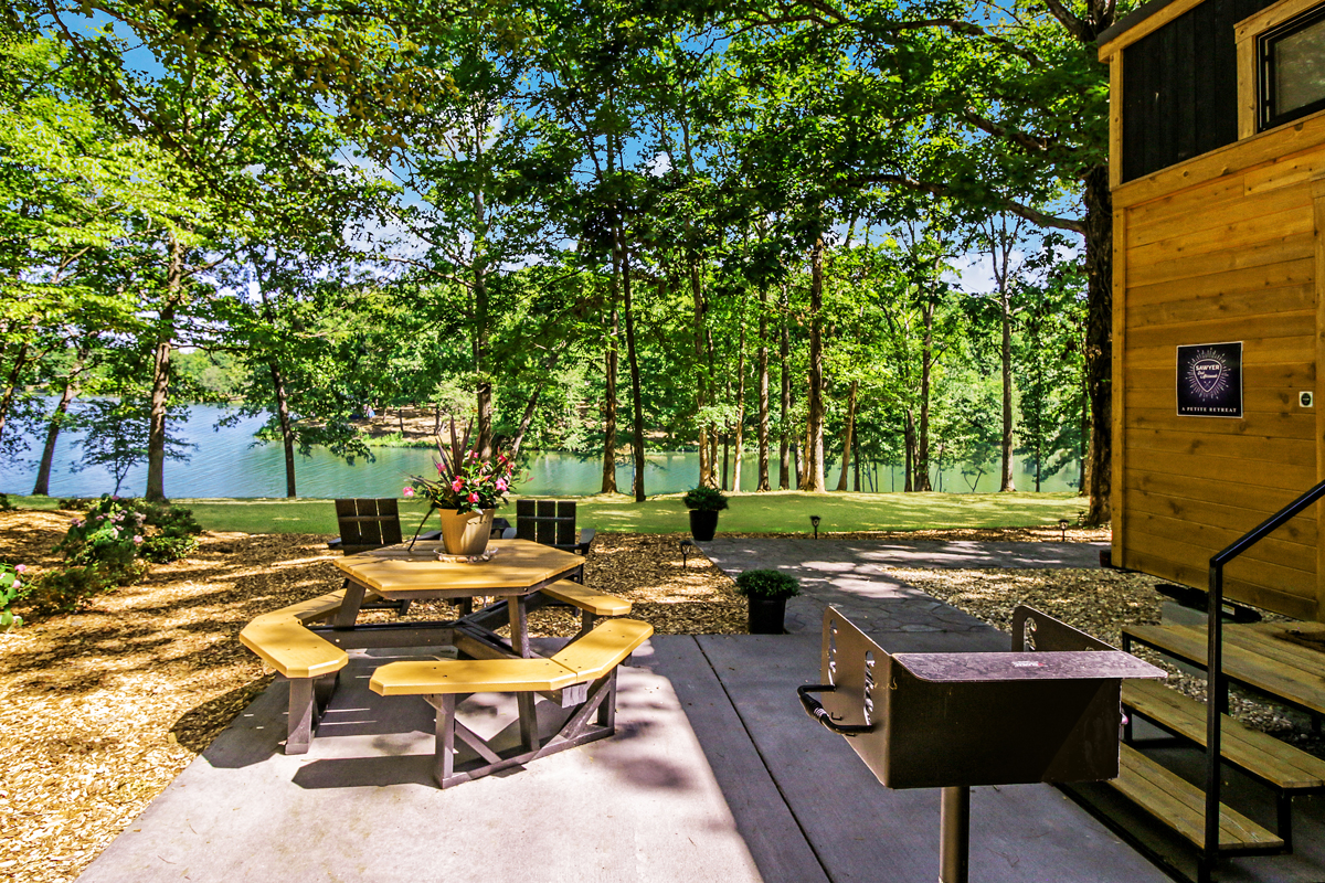 Natchez Trace Tiny House Village | Petite Retreater