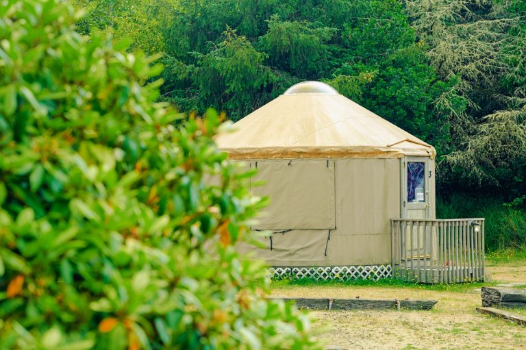 Unwind by the Sea, Lake, or River on a Waterfront Vacation | Petite ...